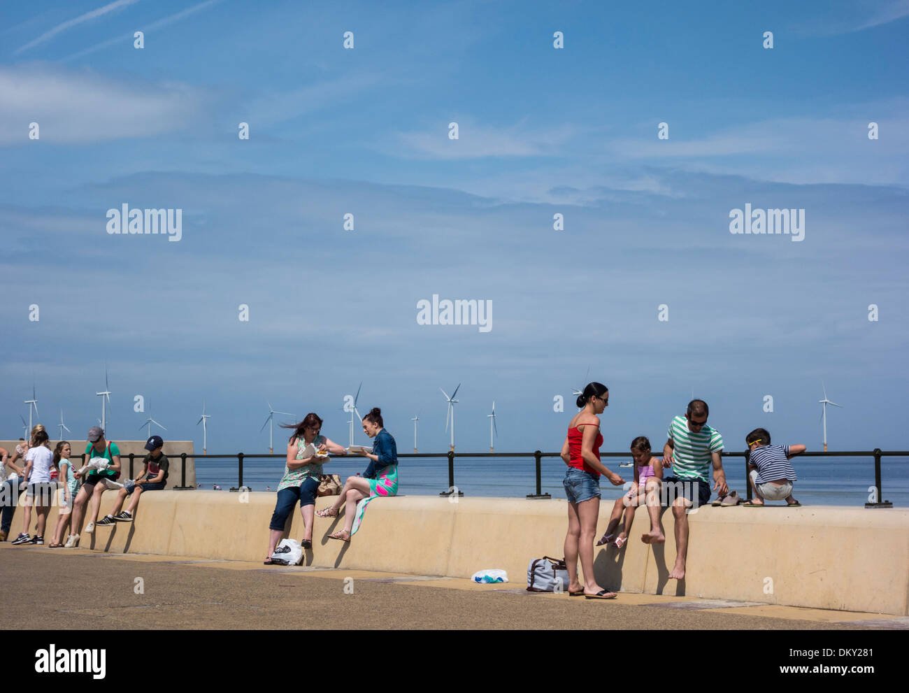 Redcar seafront hi-res stock photography and images - Alamy