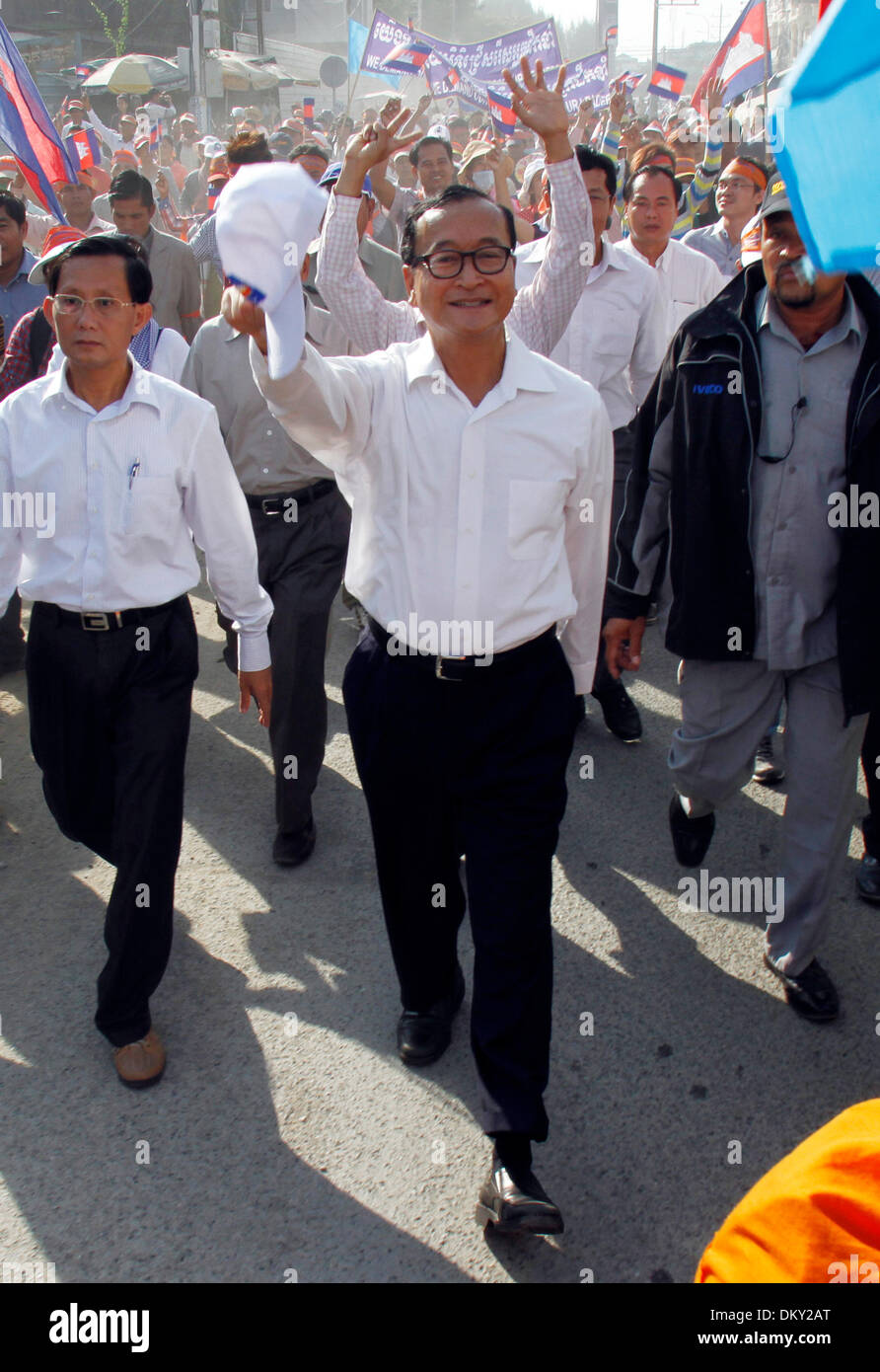Phnom Penh, Cambodia. 10th Dec, 2013. Sam Rainsy (C), president of the ...
