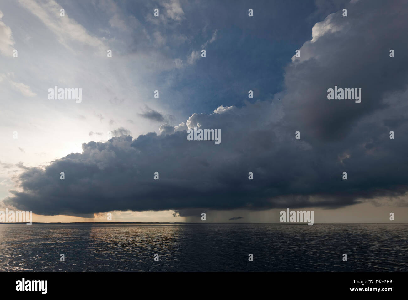 North atlantic ocean hi-res stock photography and images - Alamy