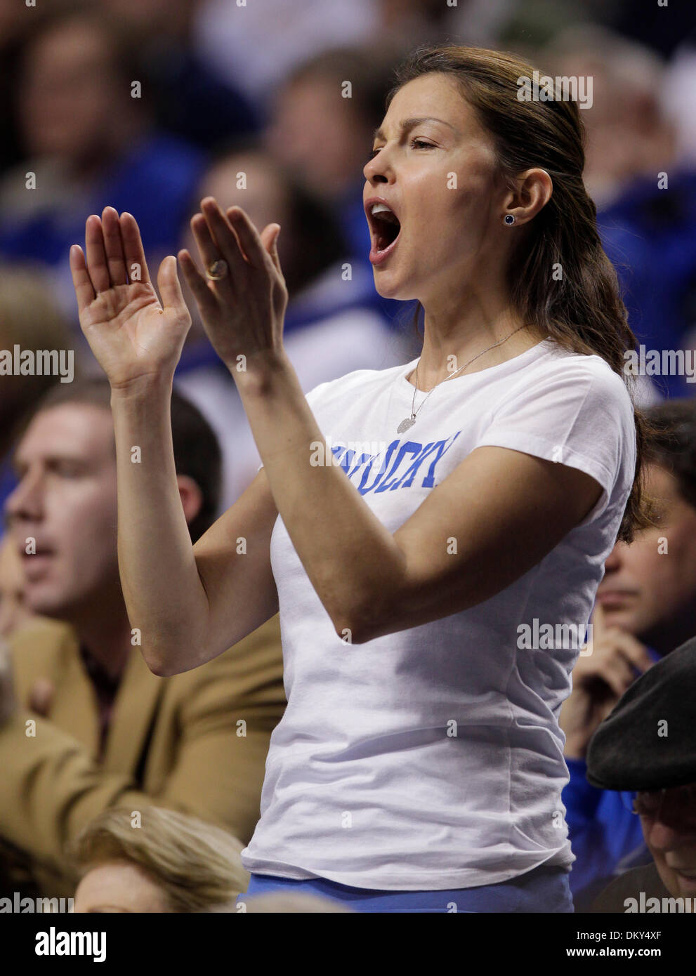 Jan. 09, 2010 - Lexington, Kentucky, USA - Kentucky fan Ashley Judd ...