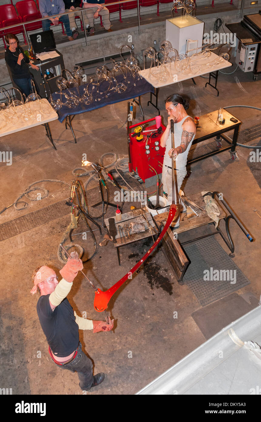 Washington, Tacoma, Museum of Glass, Hot Shop Amphitheater ...