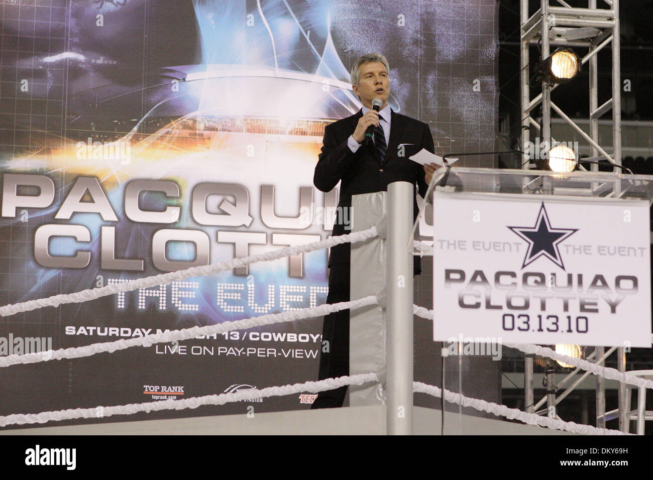 Jan 21, 2010 - Arlington, Texas, USA - Ring announcer MICHAEL BUFFER ...