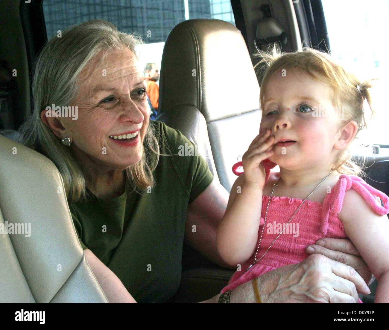 Brooke shields daughter 2005 hi-res stock photography and images - Alamy