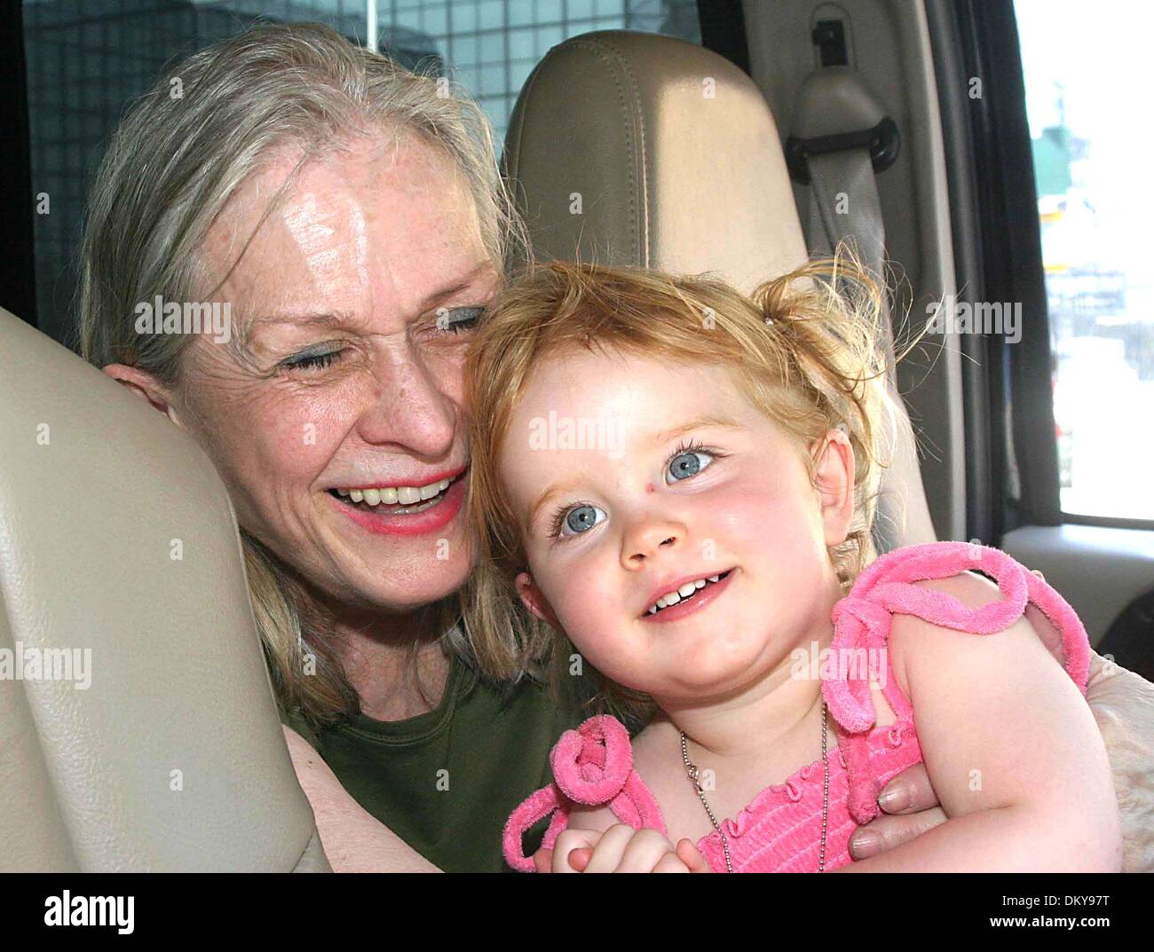 Brooke shields daughter 2005 hi-res stock photography and images - Alamy