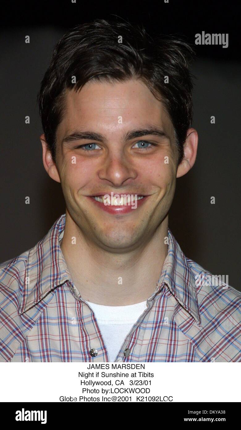 James marsden 2001 hi-res stock photography and images - Alamy