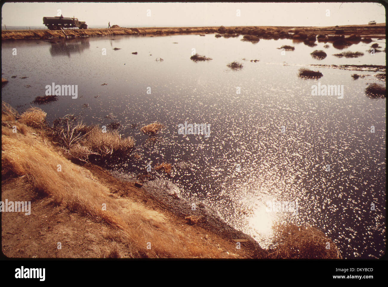 Sump oil hi-res stock photography and images - Alamy