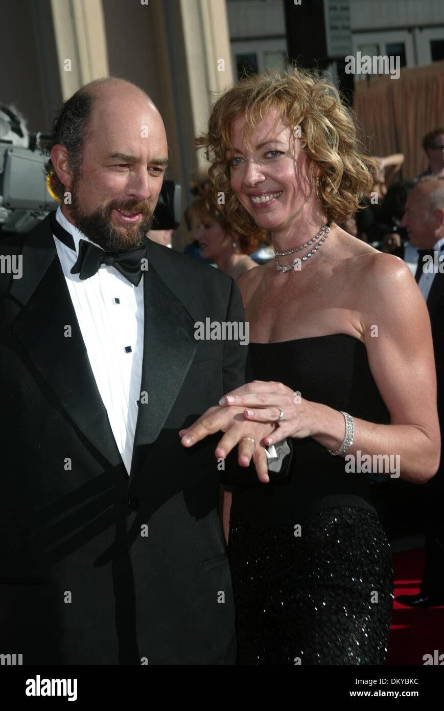 Mar. 10, 2002 - Los Angeles, USA - Richard Schiff + Allison Janney ...