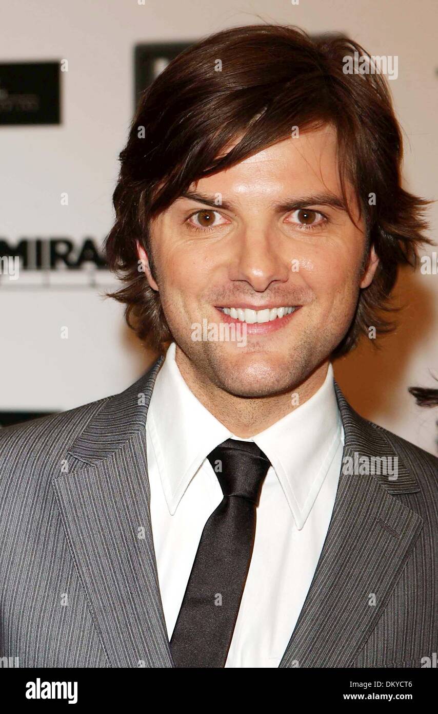 May 6, 2001 - K40877AR.THE NEW YORK PREMIERE OF '' THE AVIATOR ...