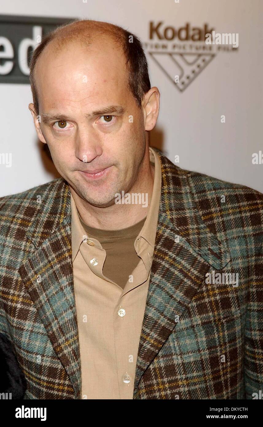 May 6, 2001 - K40877AR.THE NEW YORK PREMIERE OF '' THE AVIATOR ...
