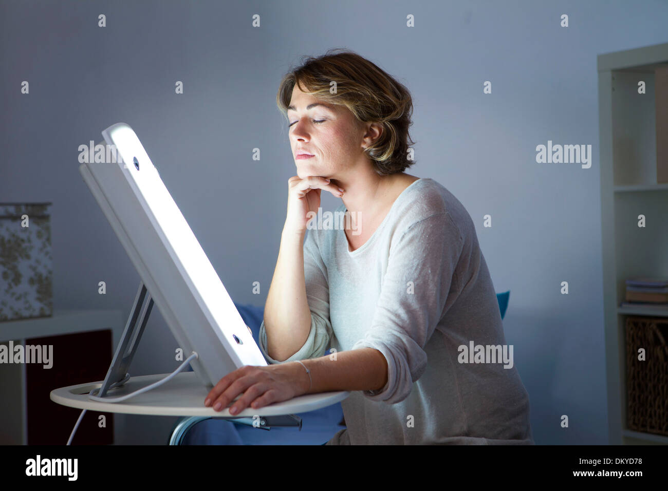Light therapy hi-res stock photography and images - Alamy