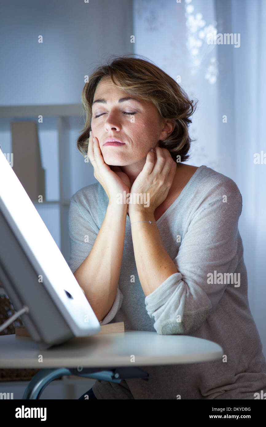 Seasonal affective disorder therapy hi-res stock photography and images ...