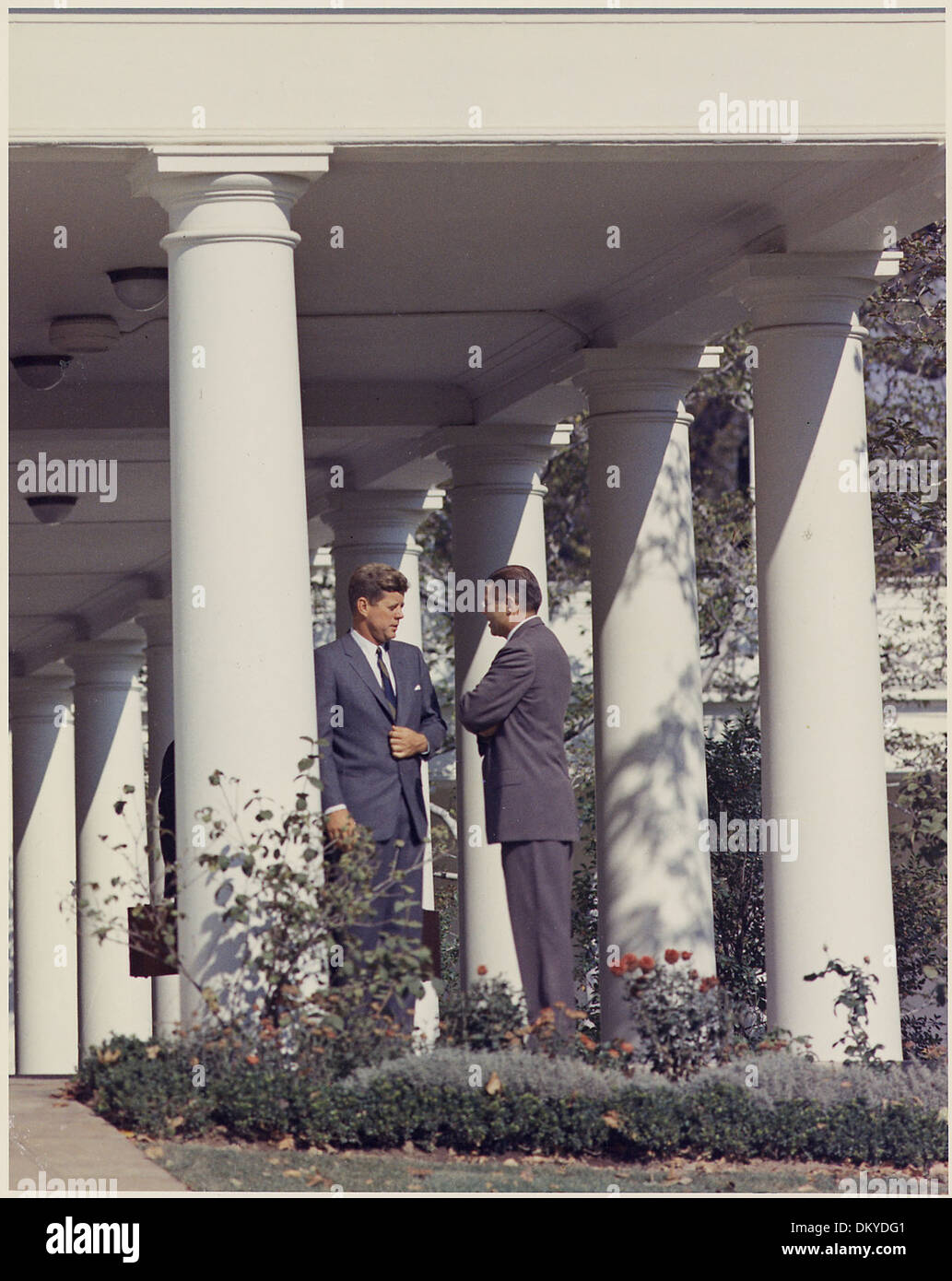 Secretary of defense robert s mcnamara hi-res stock photography and ...
