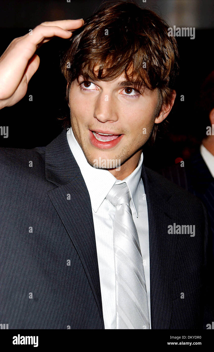 A lot like love 2005 ashton kutcher hi-res stock photography and images ...