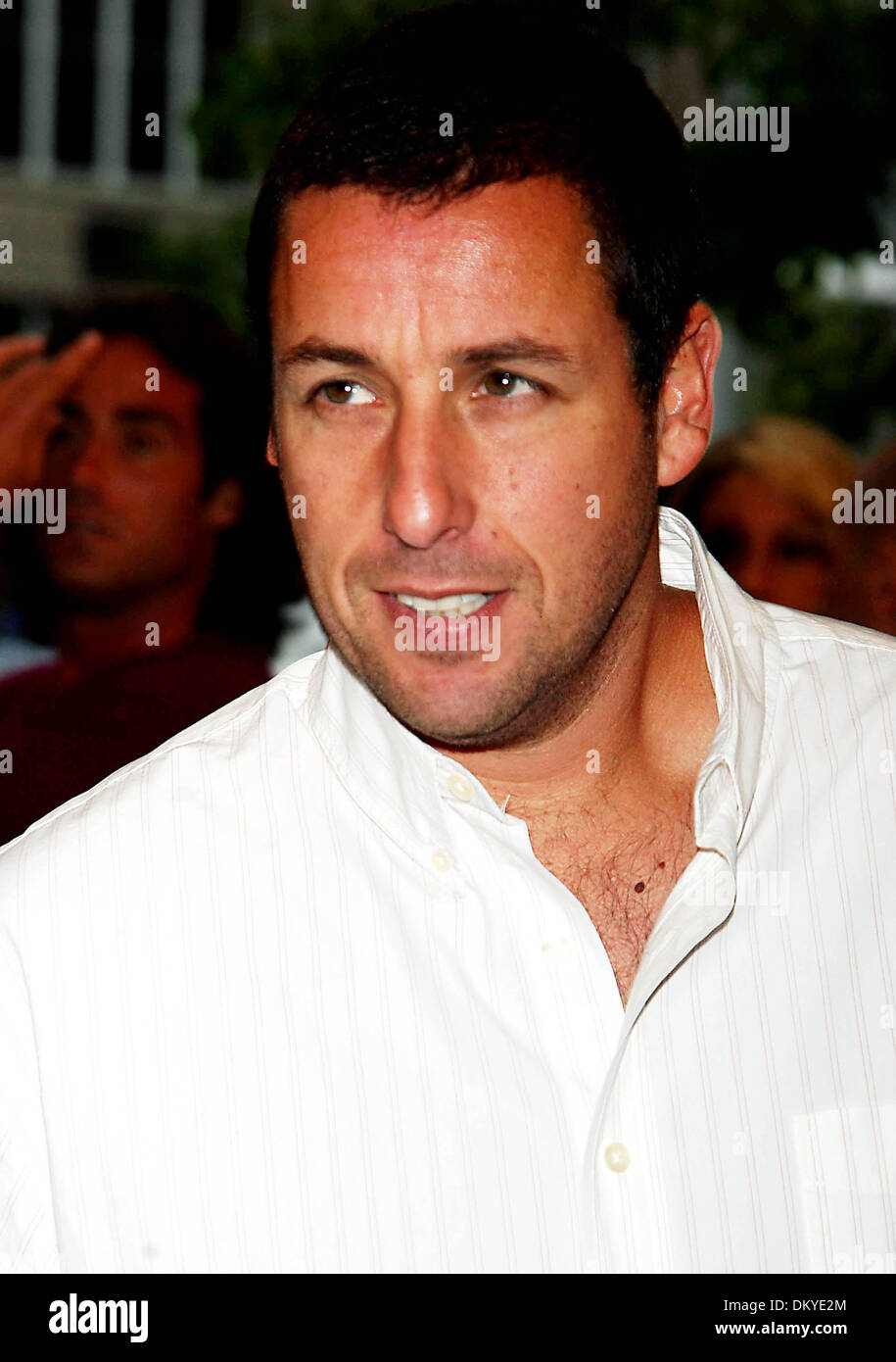 Longest yard 2005 adam sandler hi-res stock photography and images - Alamy