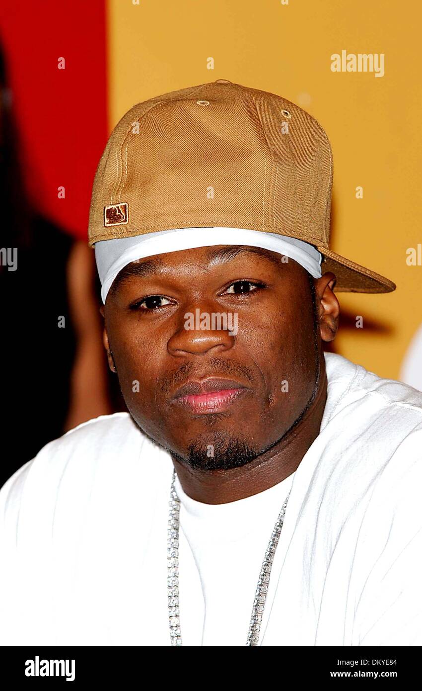 Dec. 29, 2001 - K44430AR.50 CENT PROMOTES HIS AUTOBIOGRAPHY,.''FROM ...
