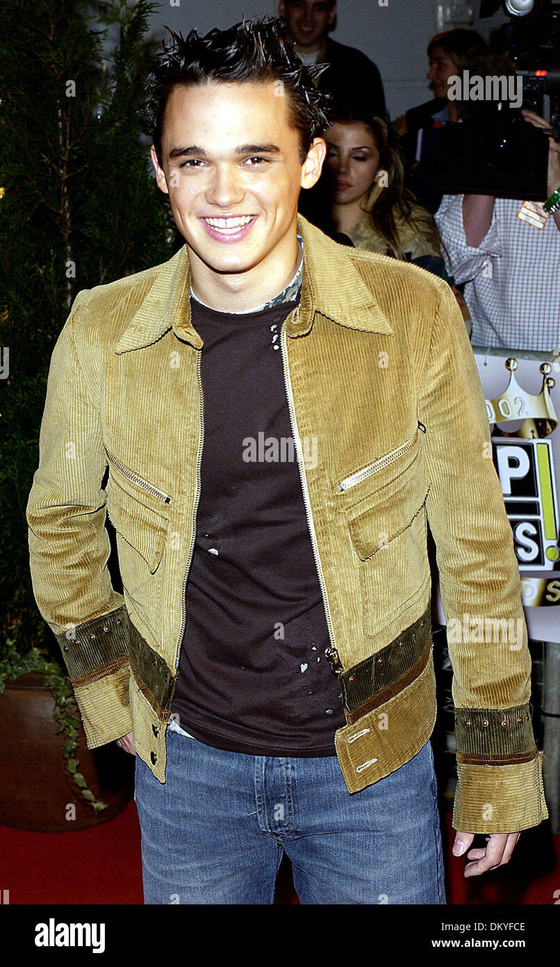 Nov. 29, 2002 - London, Great Britain - 29/11/02.GARETH GATES.''TOP OF ...