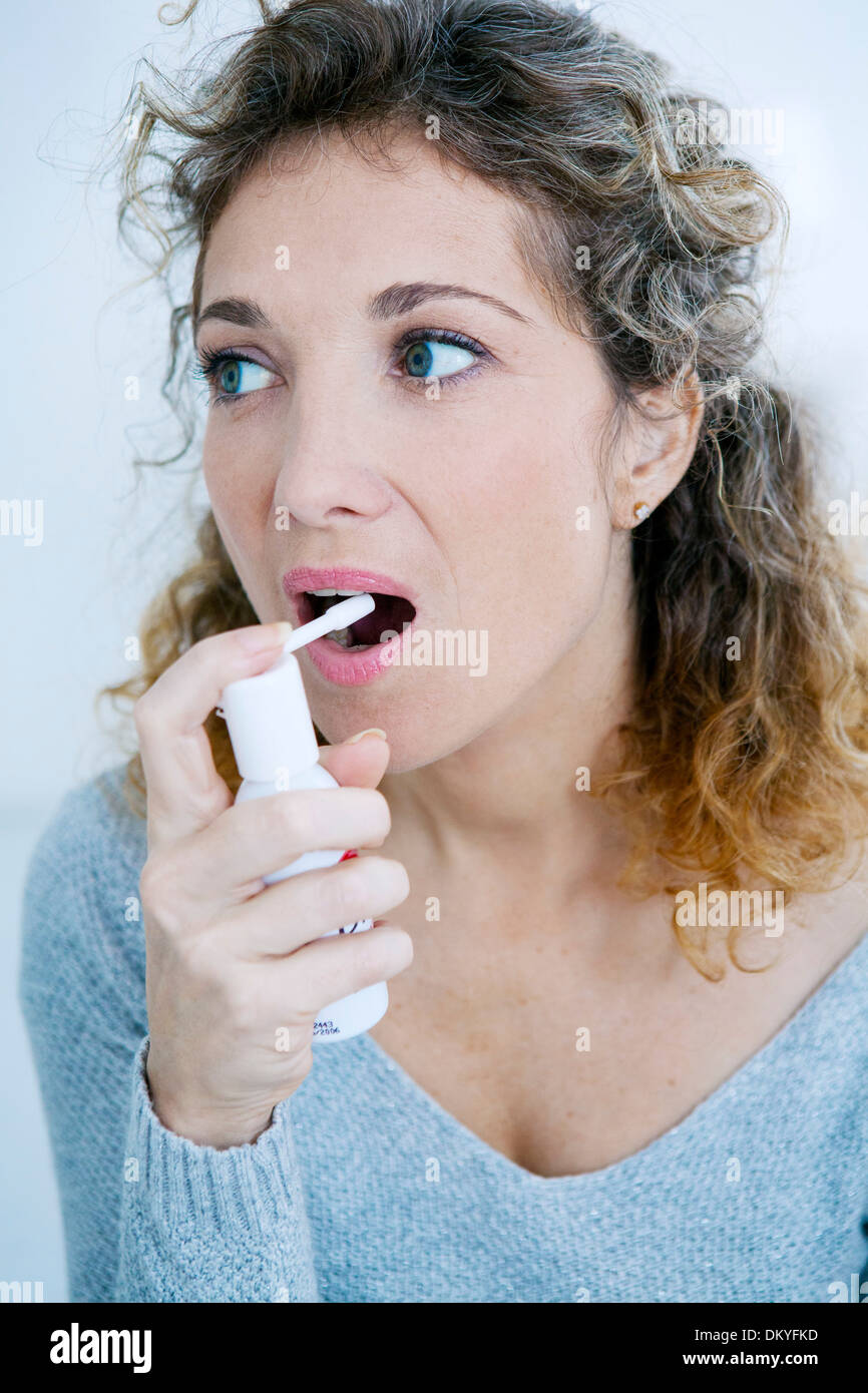 Using mouth hi-res stock photography and images - Alamy