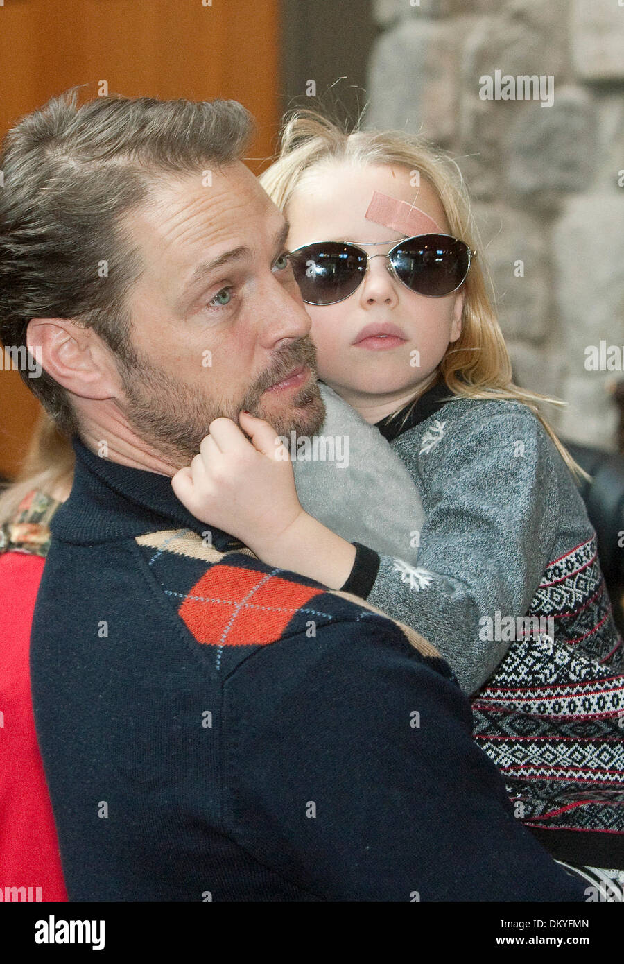 Jason priestley and ava veronica priestley hi-res stock photography and ...
