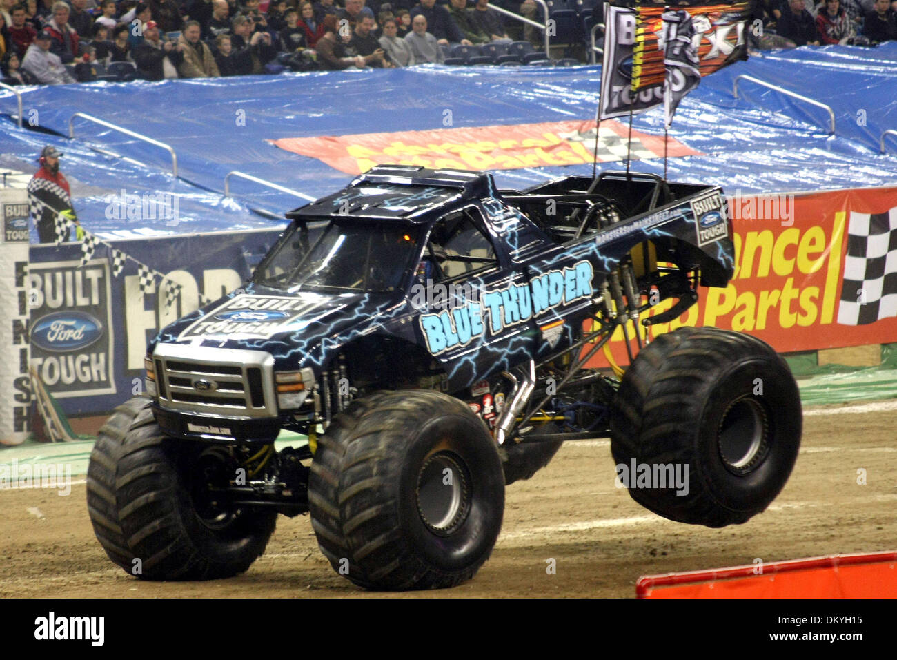 Blue thunder racing hi-res stock photography and images - Alamy