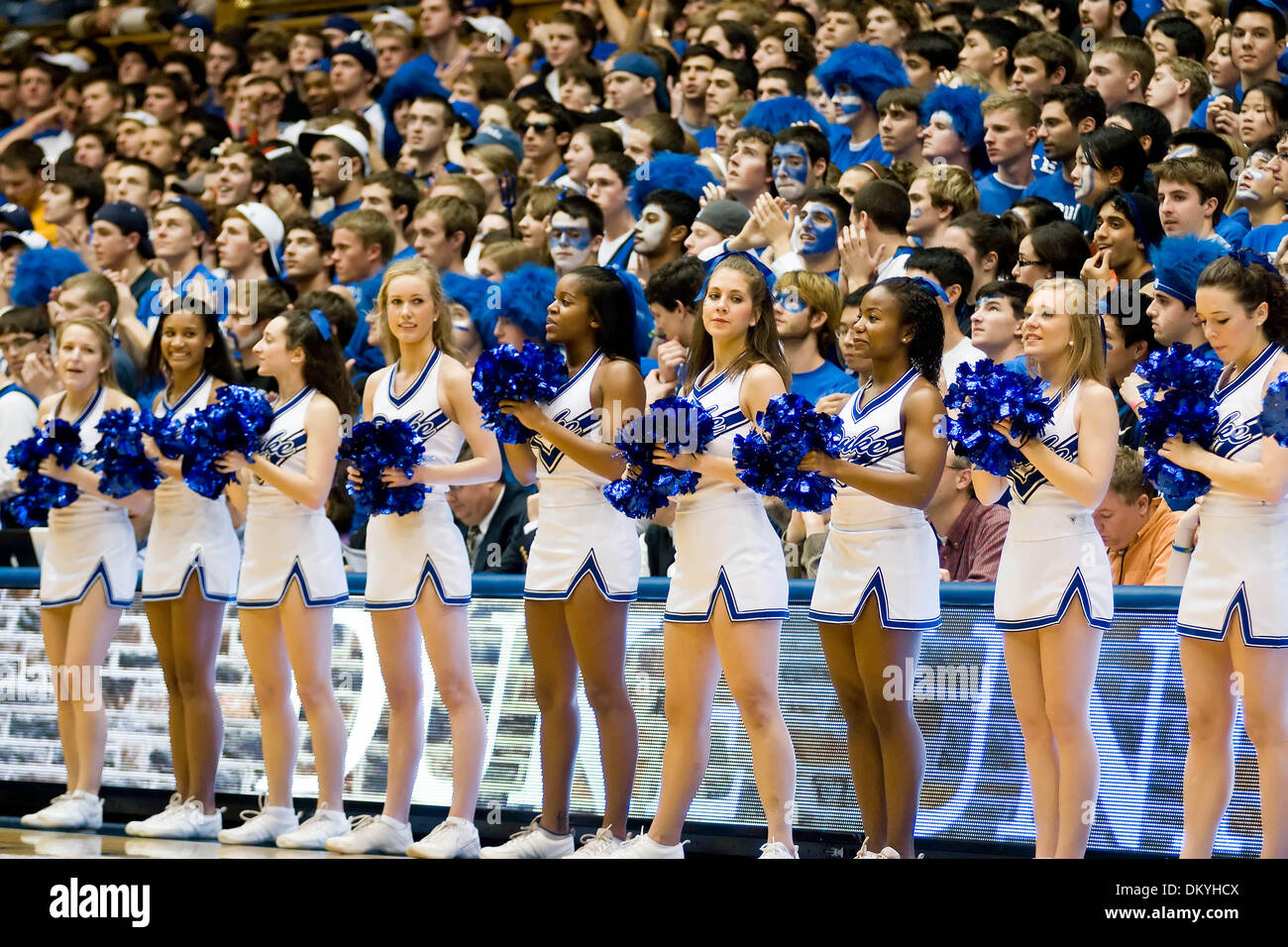 Wake forest cheerleaders hi-res stock photography and images - Alamy