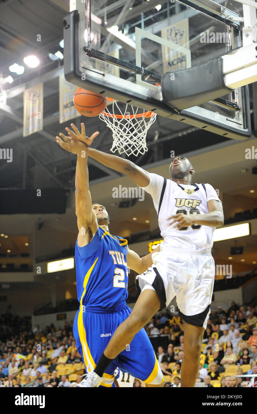 Ucf golden knights hi-res stock photography and images - Alamy
