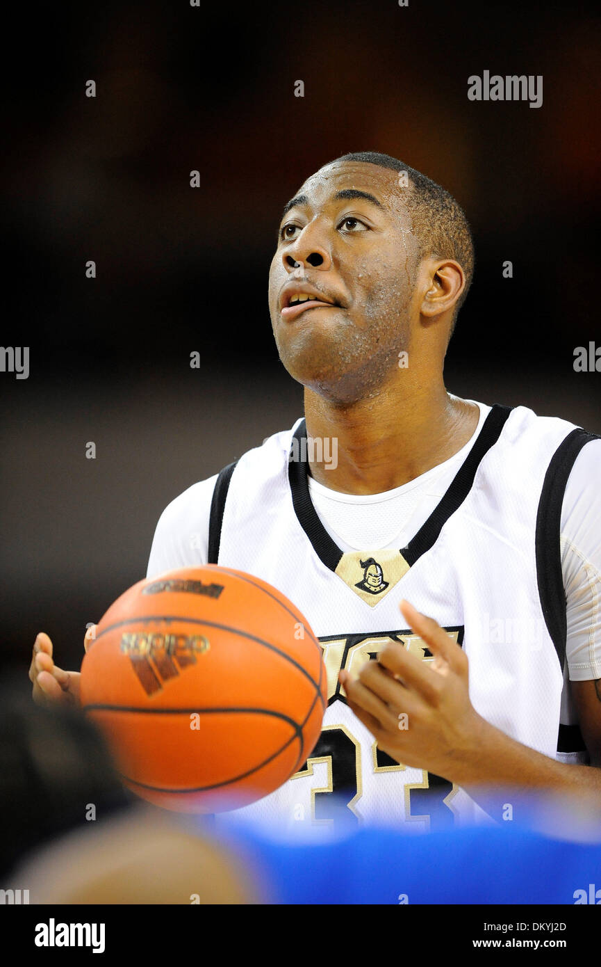 Ucf golden knights hi-res stock photography and images - Alamy