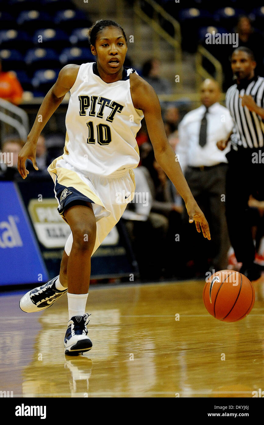 Taneisha High Resolution Stock Photography and Images - Alamy