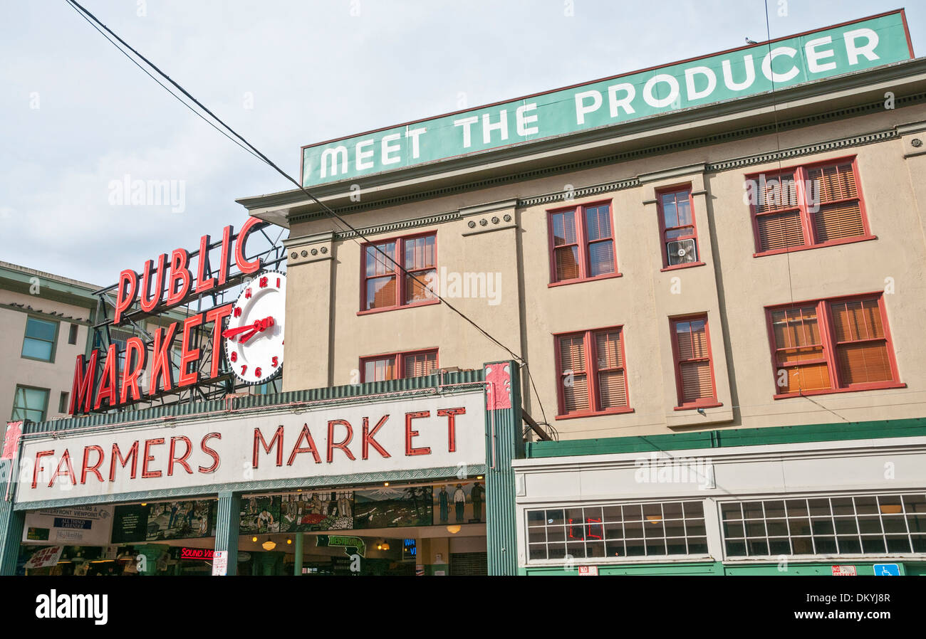 Pike place market seattle sign hi-res stock photography and images - Alamy