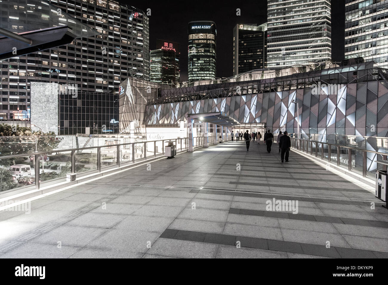 Shanghai ifc mall hi-res stock photography and images - Alamy
