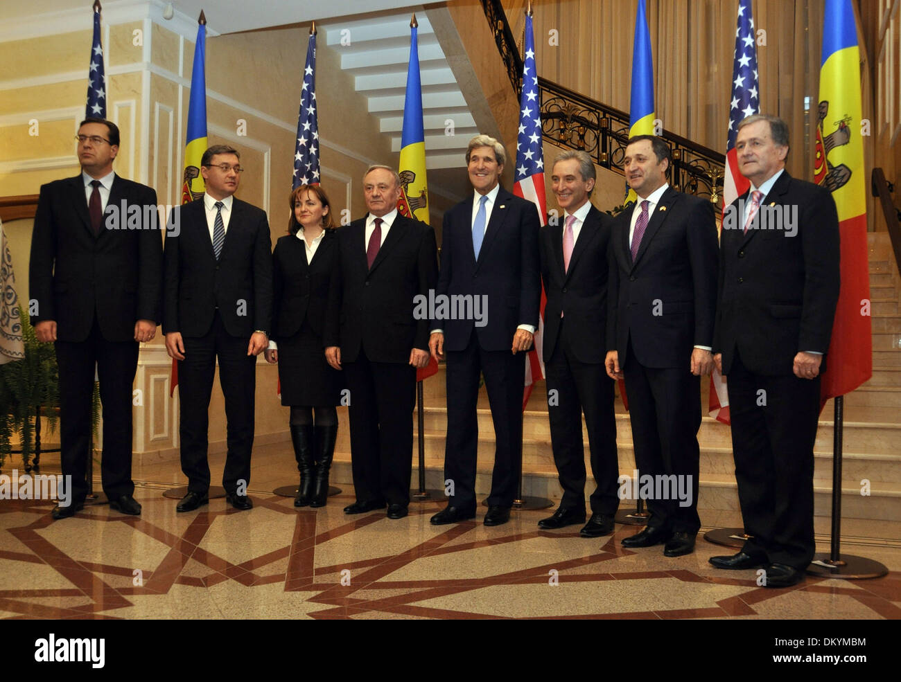 Secretary Kerry Poses for a Photo With Moldovan Leaders Stock Photo - Alamy