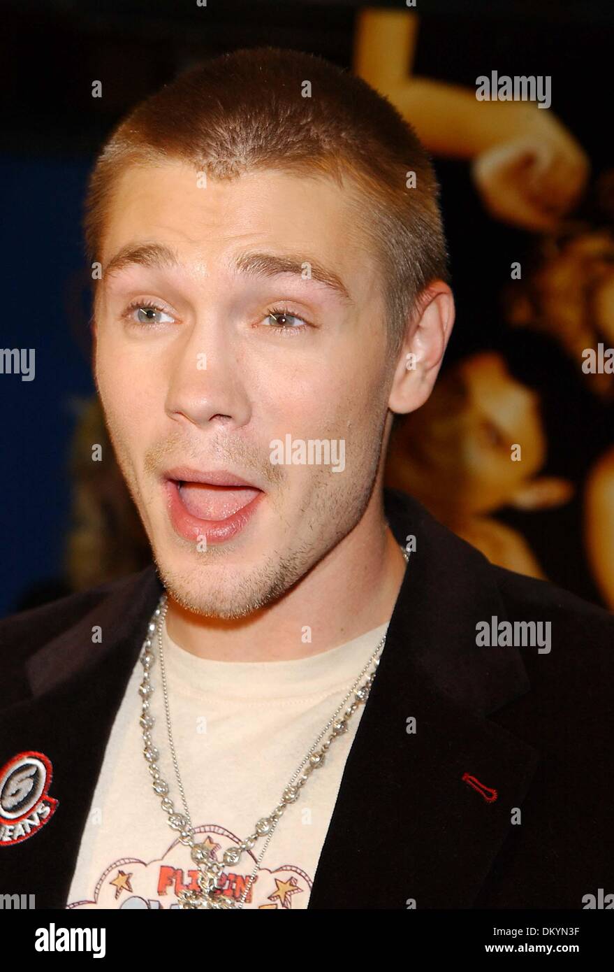 Tyler hilton one tree hill hi-res stock photography and images - Alamy