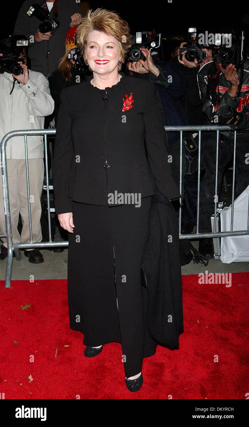 Brenda blethyn pride and prejudice hi-res stock photography and images ...