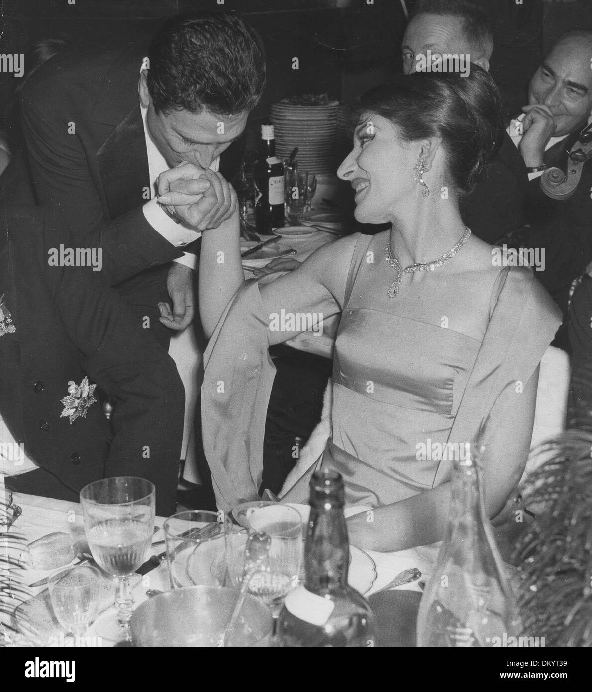 Maria callas 1959 hi-res stock photography and images - Alamy