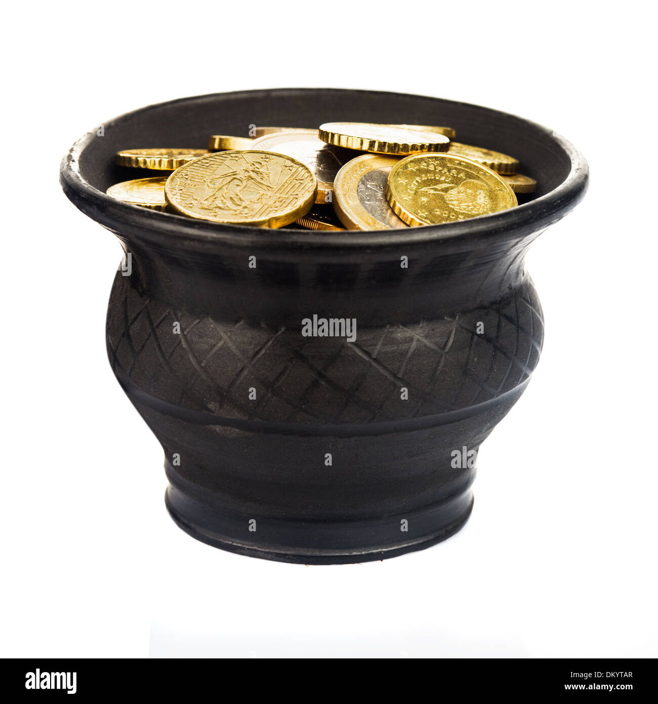 Black ceramic pot with golden coins isolated on white Stock Photo - Alamy