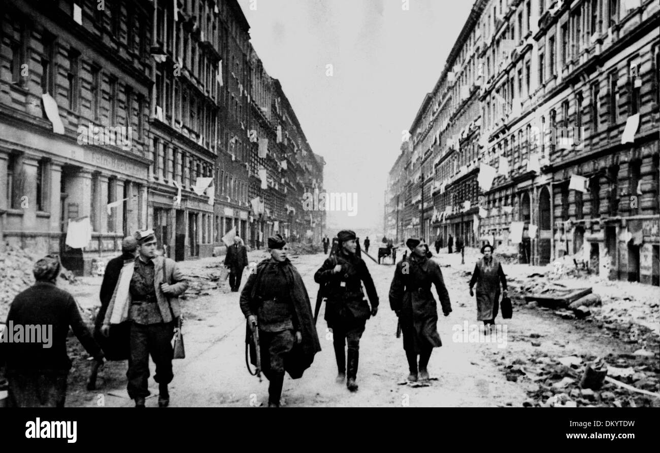 Kapitulation 1945 hi-res stock photography and images - Alamy