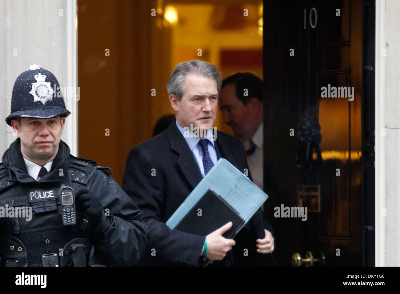 Number 10 downing street hi-res stock photography and images - Alamy