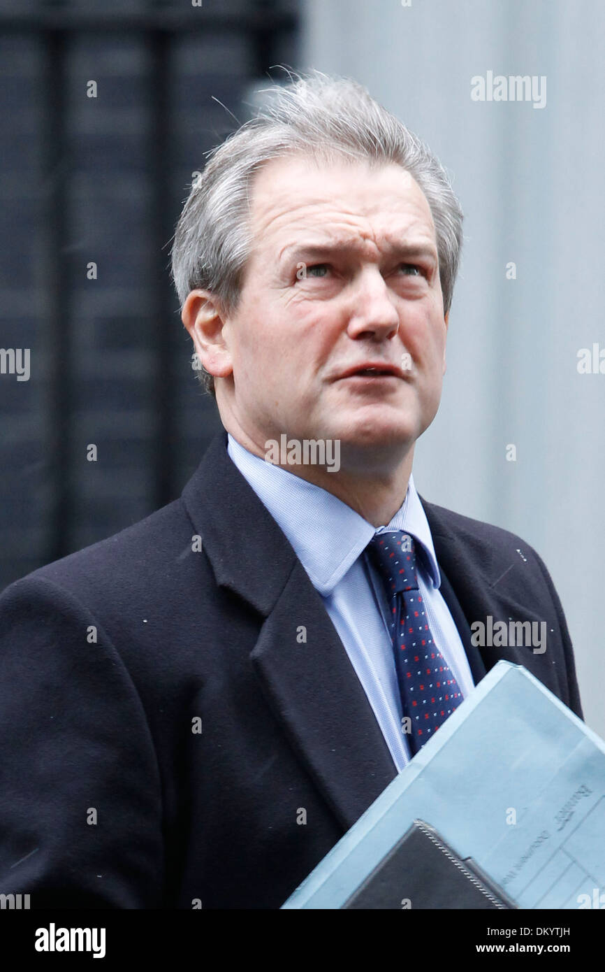 Meeting at number 10 downing street hi-res stock photography and images ...