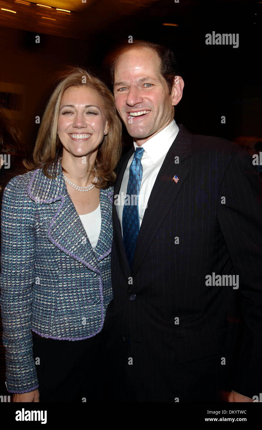May 1, 2001 - K40804AR.FUND RAISING LUNCHEON FOR ELLIOTT SPITZER WHO IS ...
