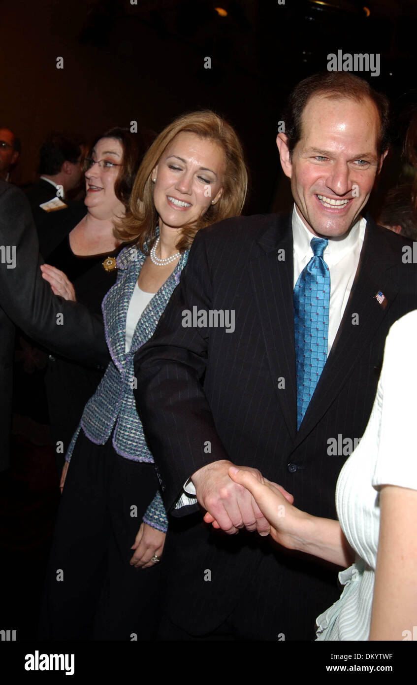 May 1, 2001 - K40804AR.FUND RAISING LUNCHEON FOR ELLIOTT SPITZER WHO IS ...