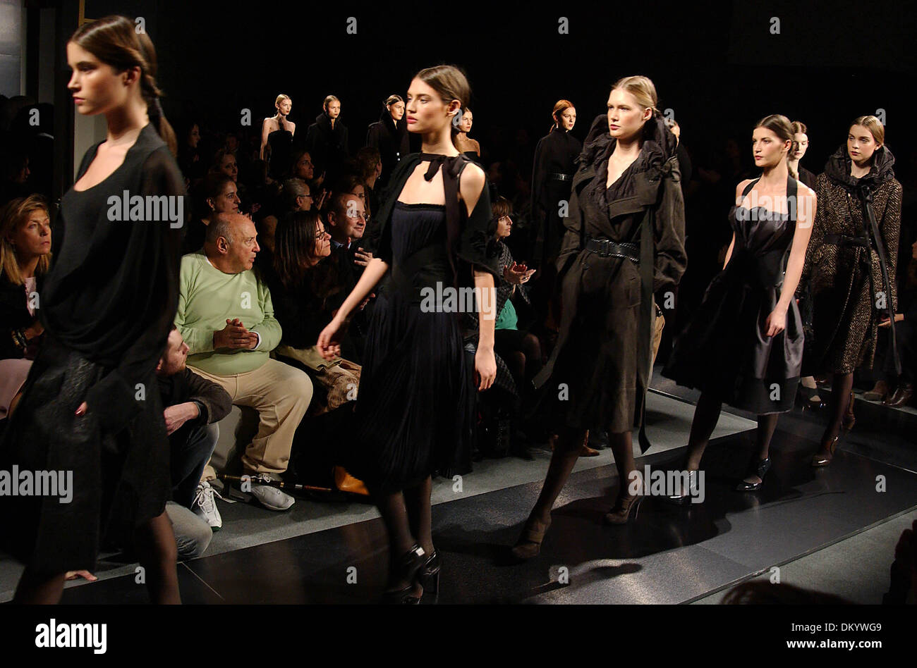 Model fall 2001 hi-res stock photography and images - Alamy