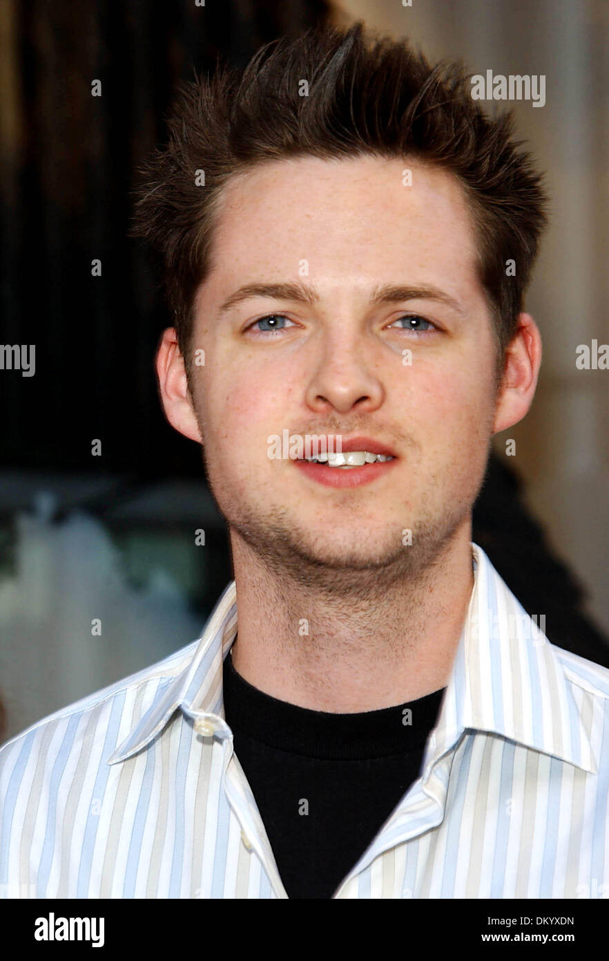 2001 damien hi-res stock photography and images - Alamy