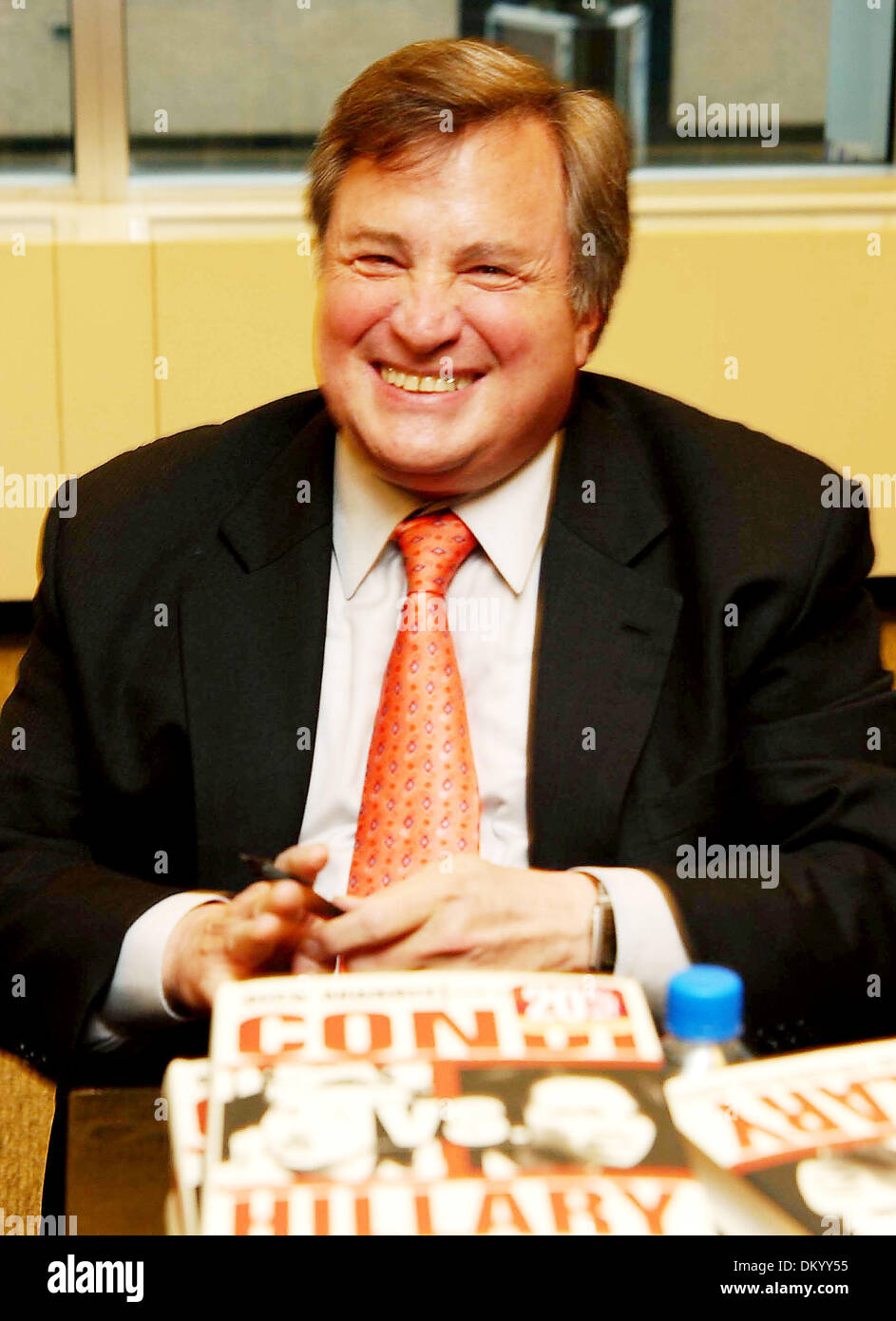 Mar. 3, 2002 - New York, NEW YORK - Dick Morris and wife, Eileen McGann ...