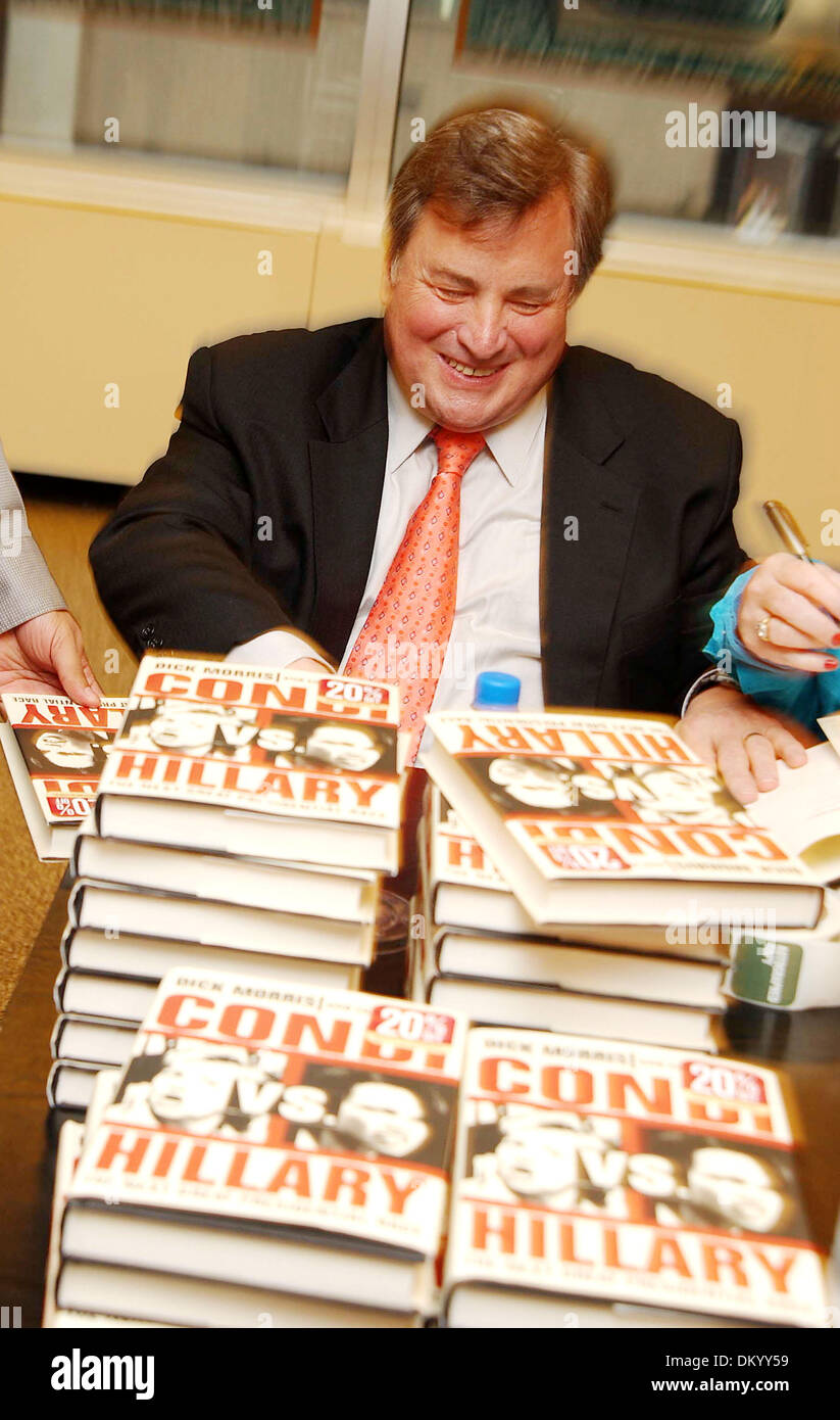 Mar. 3, 2002 - New York, NEW YORK - Dick Morris and wife, Eileen McGann ...