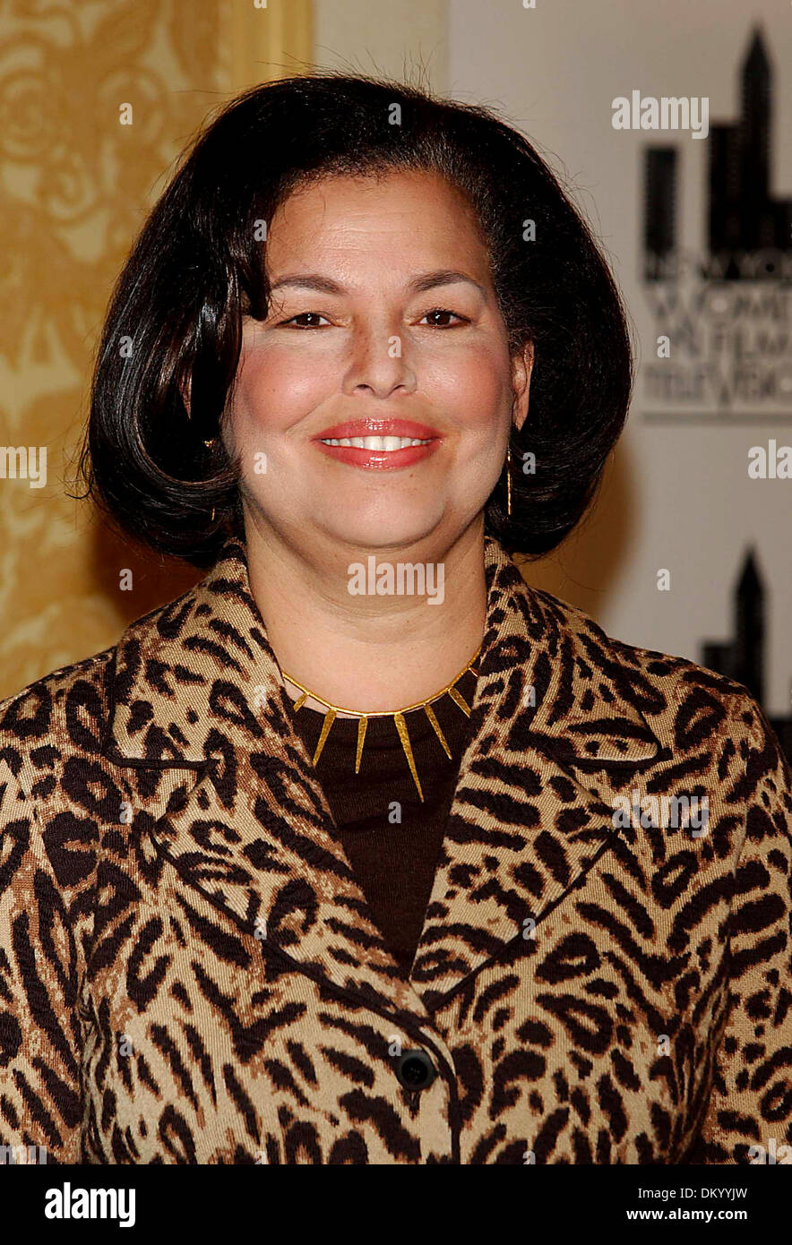 May 5, 2002 - K46241AR.Women In Film and Television to be honored at ...