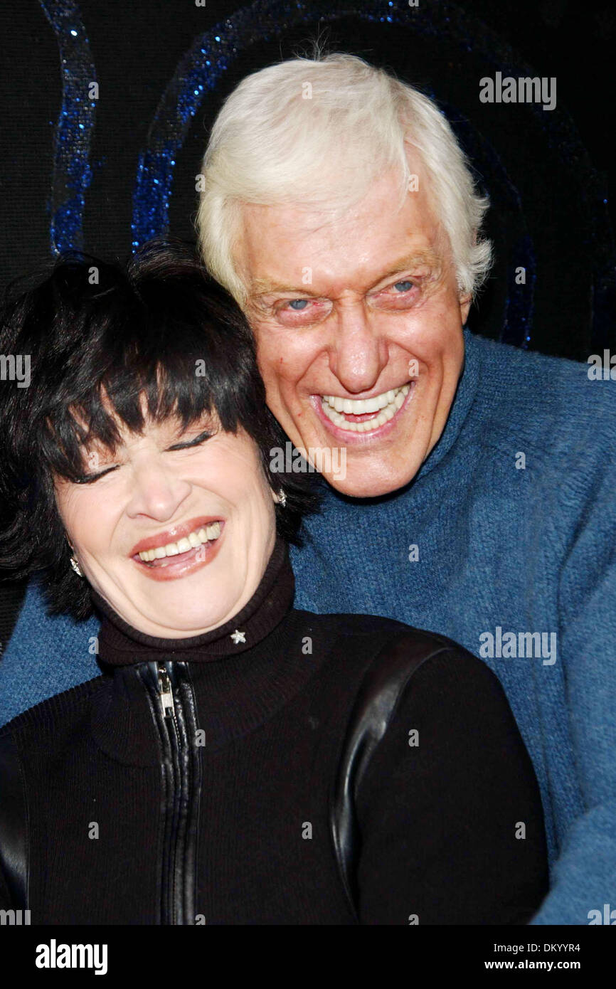 June 16, 2002 - New York, NEW YORK - DICK VAN DYKE AND CHITA RIVERA ...
