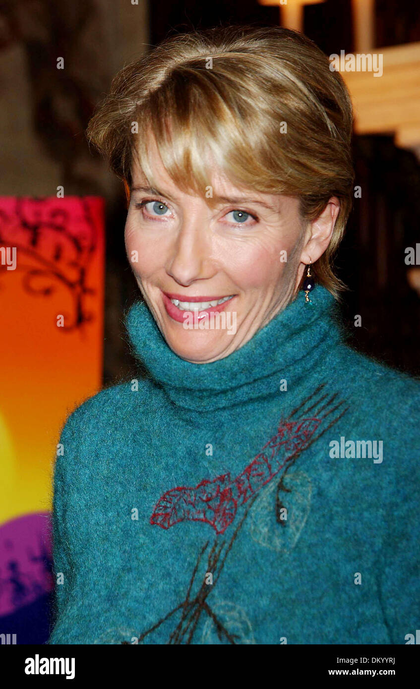 June 17, 2002 - New York, NEW YORK - EMMA THOMPSON READS ''NURSE ...