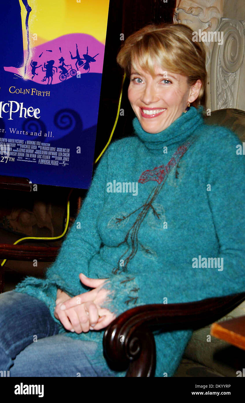 June 17, 2002 - New York, NEW YORK - EMMA THOMPSON READS ''NURSE ...