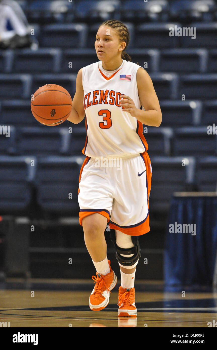 Nov. 27, 2009 - Storrs, Connecticut, U.S - 27 November 2009: Clemson's ...