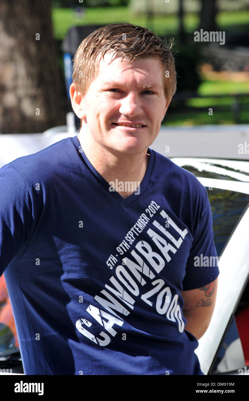 Ricky hilton hi-res stock photography and images - Alamy