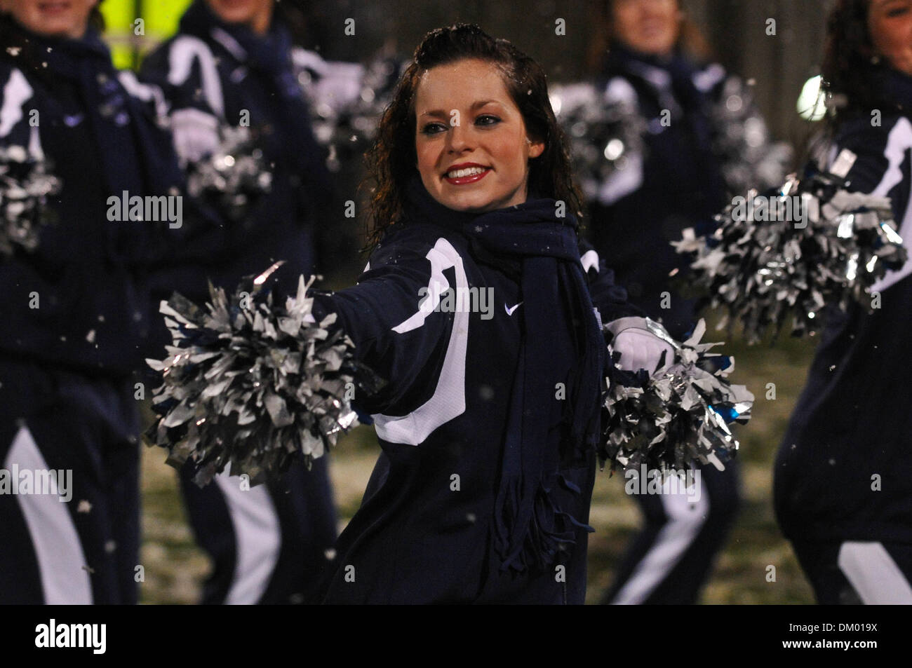 Uconn cheerleader hi-res stock photography and images - Alamy